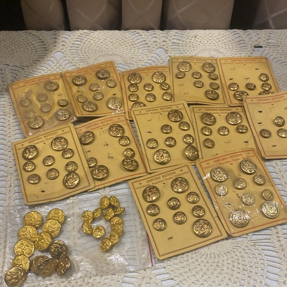 Other | Us Army Uniform Buttons Regulation Quality 12 Partial Cards ...